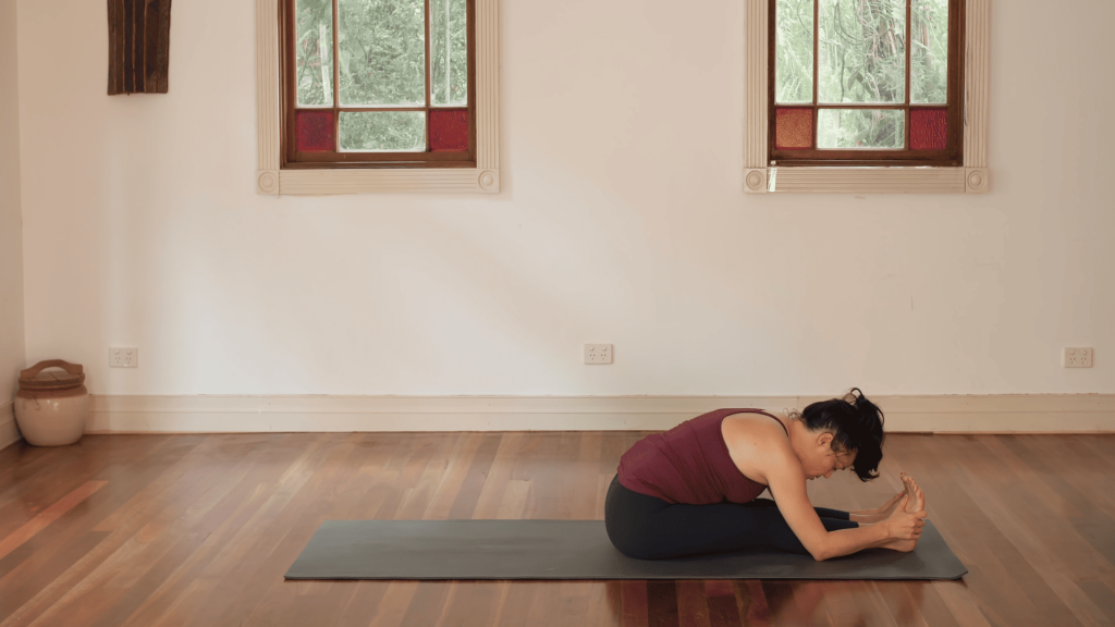 Moon Flow Yoga Sequence: Easy-to-Follow 21 Steps - Lotus Yoga Dallas