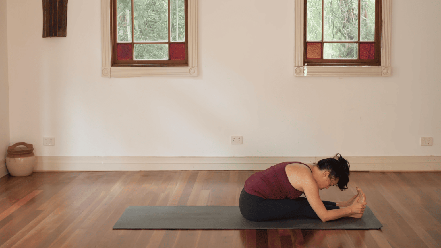 Moon Flow Yoga Sequence: Easy-to-Follow 21 Steps - Lotus Yoga Dallas